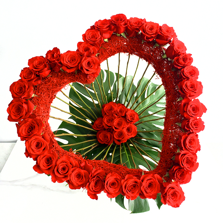 Cœur de Roses rouges | Livraison Montréal - Charlotte Lefebvre